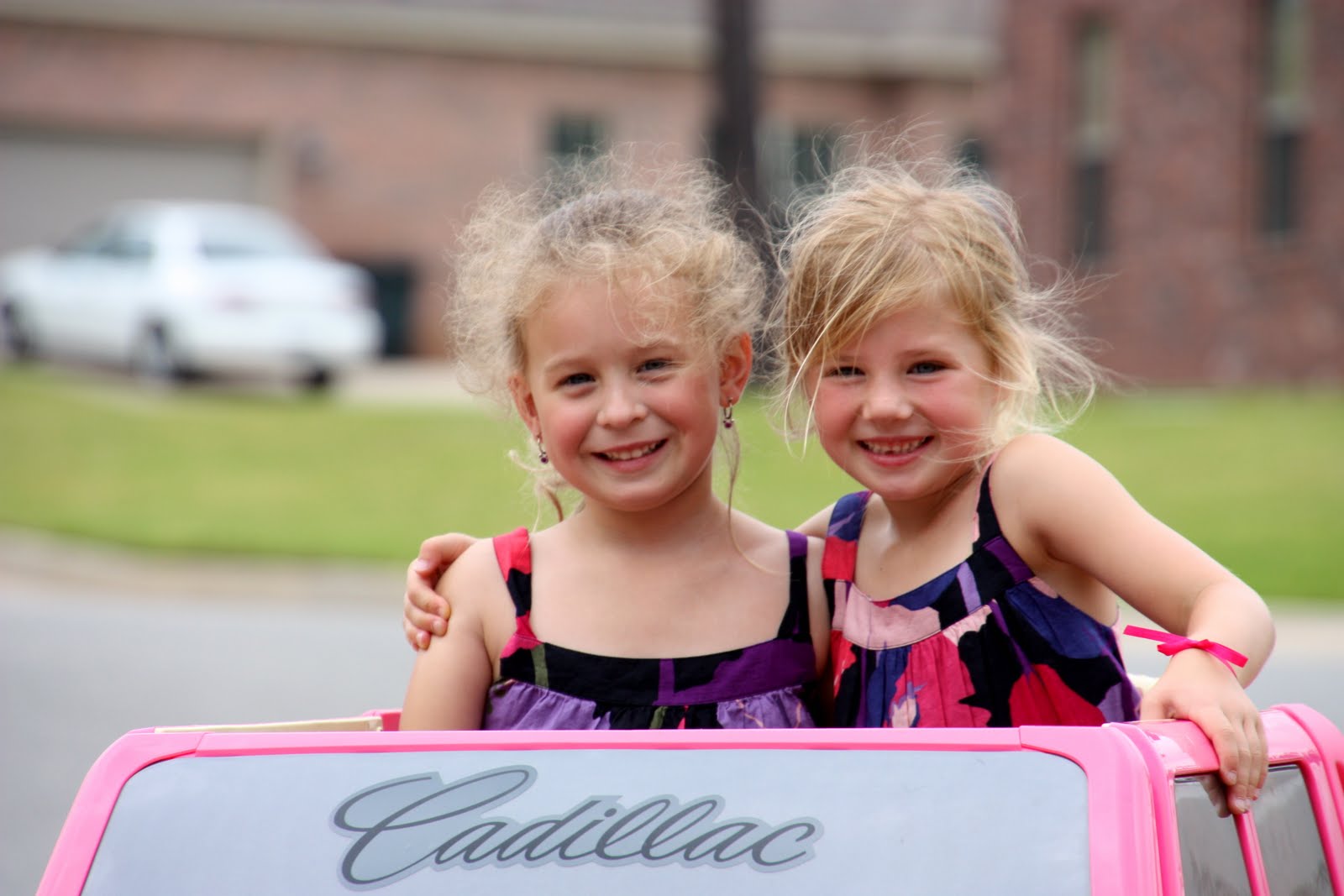 Two Precious Girls: Buddies