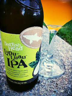 A Crafty Look: Beer Blog: Dogfish Head Lupu-Luau IPA