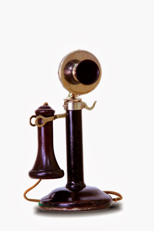 Kolekcionar: 130 godina od prvog telefonskog razgovora u Srbiji