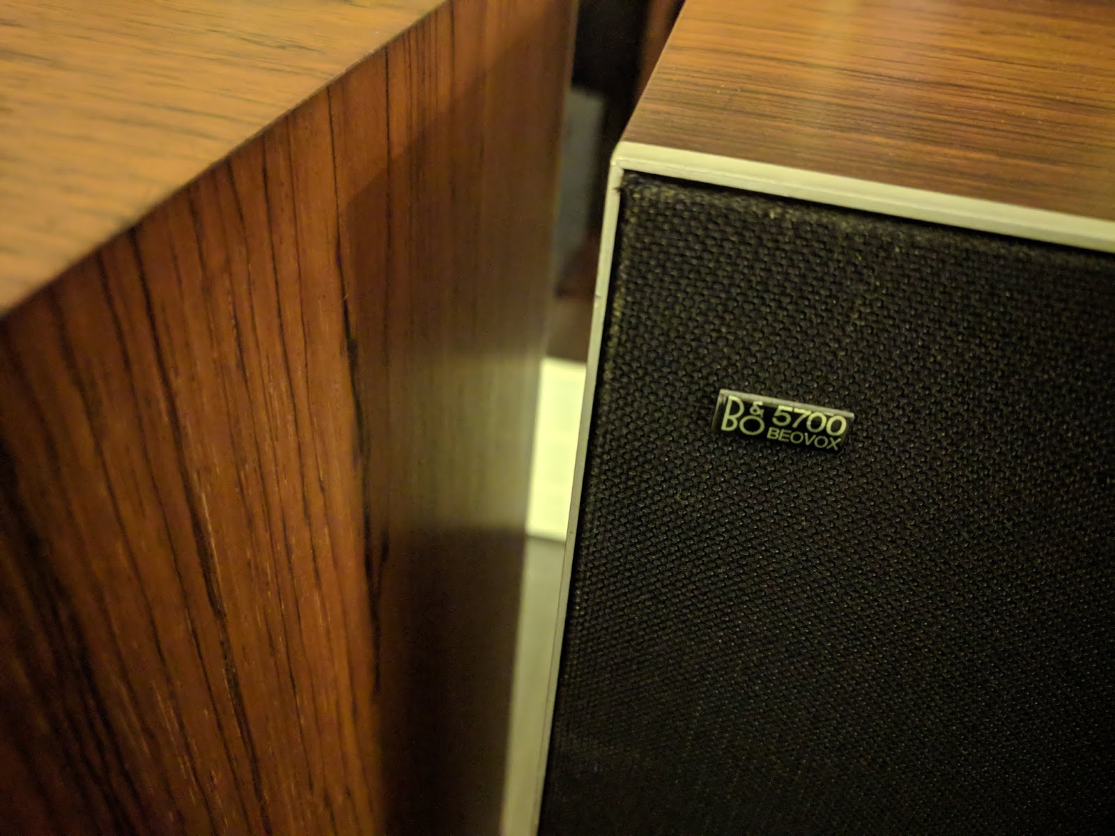 Bang & Olufsen, Beovox 5700 speakers restauratie, revisie, upgrade