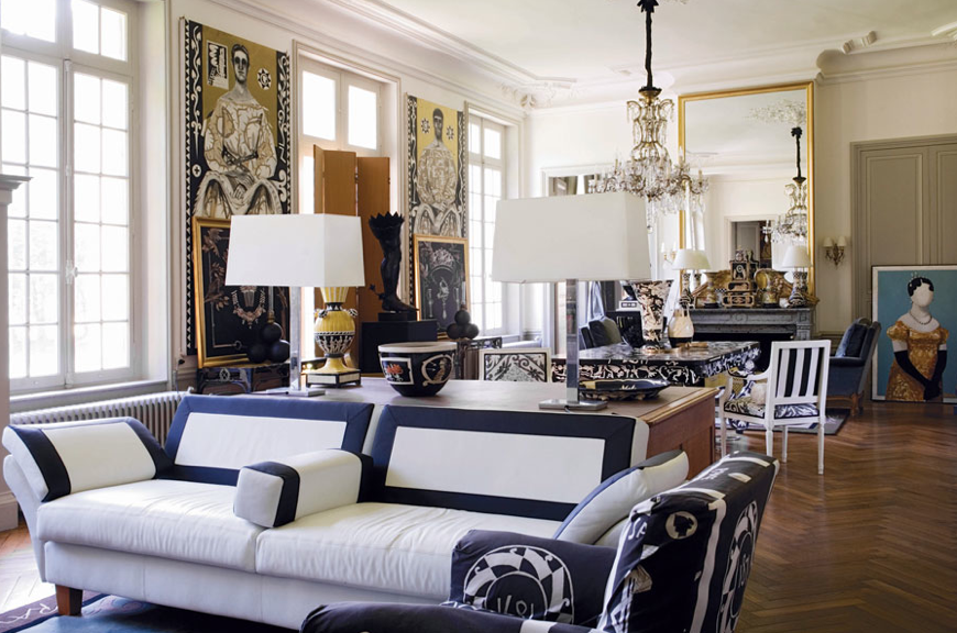 HOMTWO espacios: EXTRAVAGANT RAVAGE