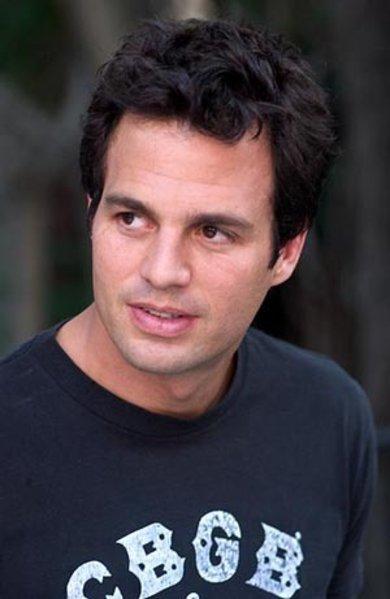 Million Models: Mark Ruffalo Height, Weight And Body Measurements