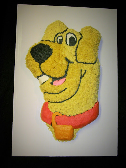 Mrs. Lydia's Kitchen: Yellow Lab Puppy Cake