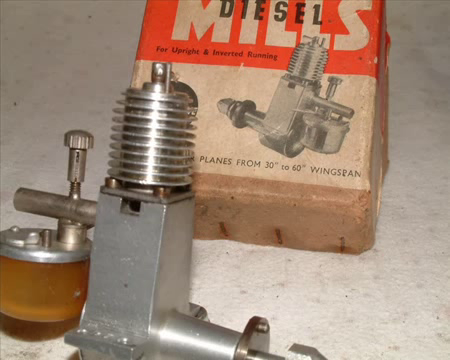 Vintage Model Airplane Engines Running: Mills1.3cc MKII