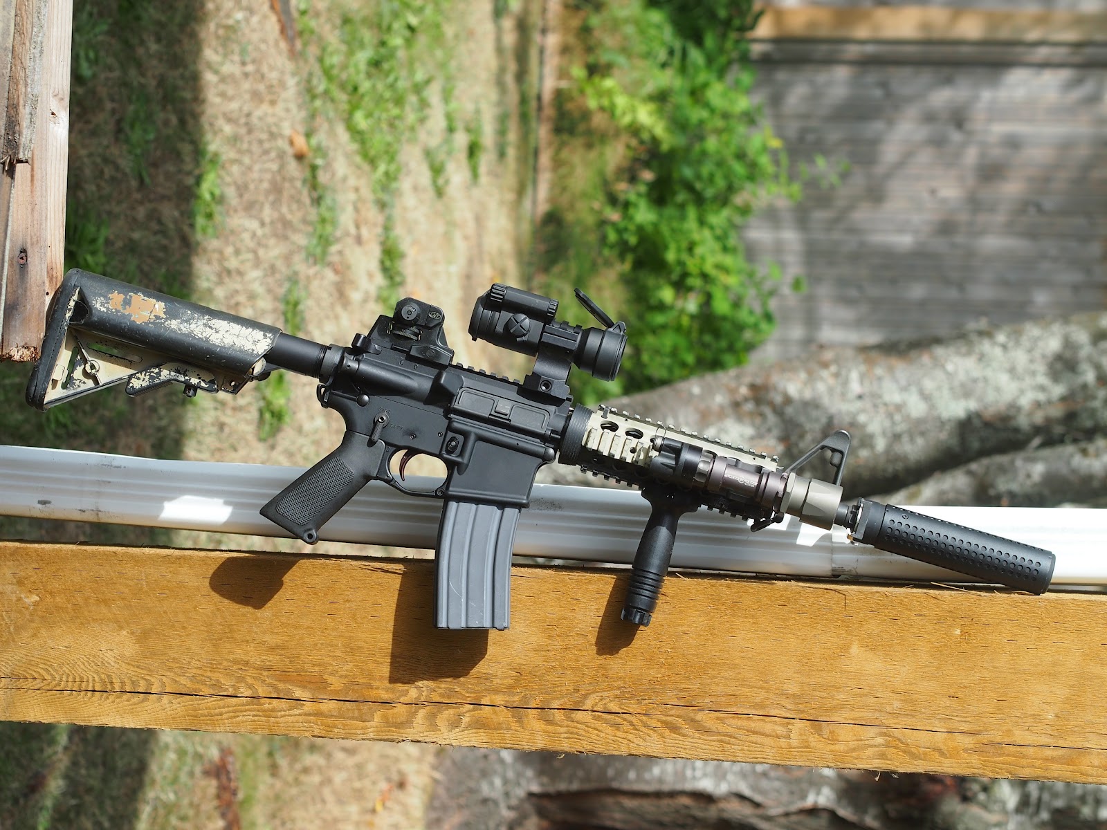 Mister Donut's Firearms Blog: Wilcox Aimpoint mount, replacement KAC ...