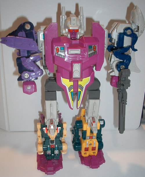 Devastator, Predaking e altri 14 grandi, grossi Transformers combiner