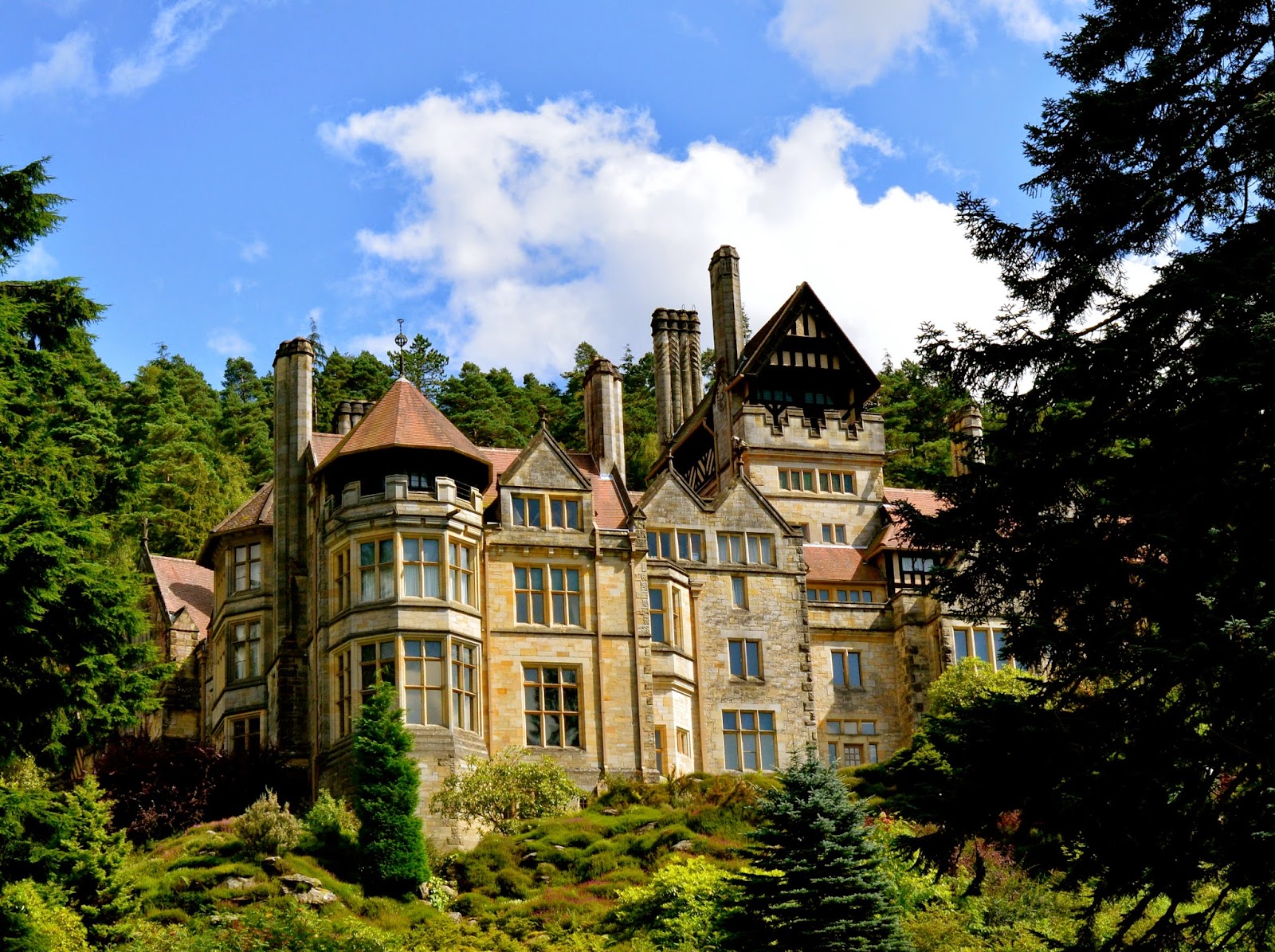 Cragside in the Summer | North East Family Fun