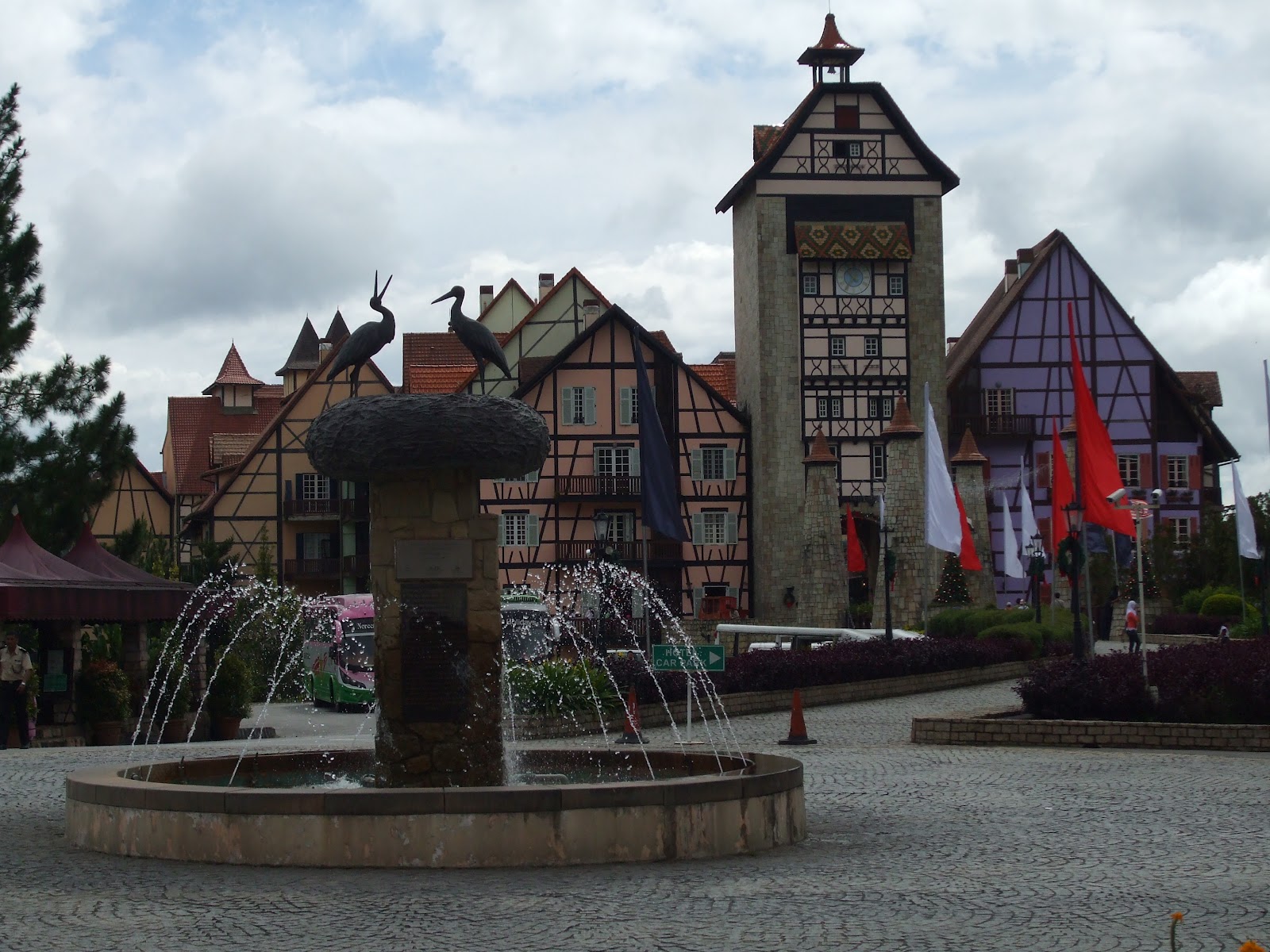 COLMAR TROPICALE BUKIT TINGGI,PAHANG
