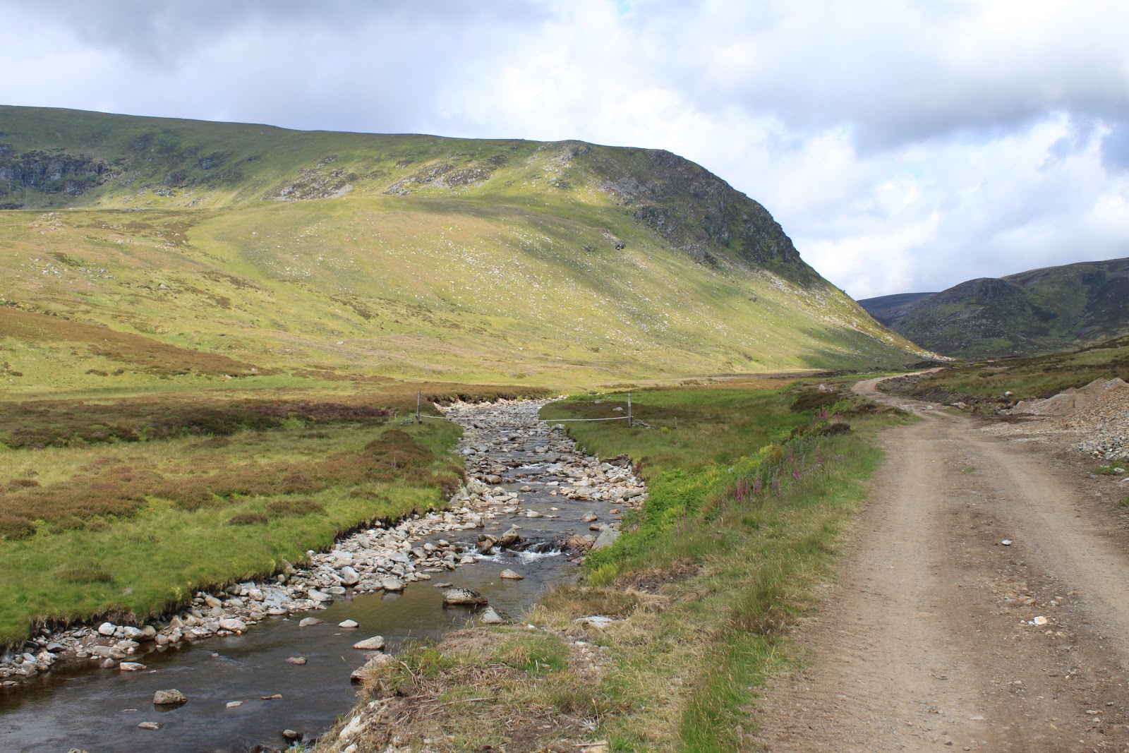Walking in the North East of Scotland: Glen Lethnot