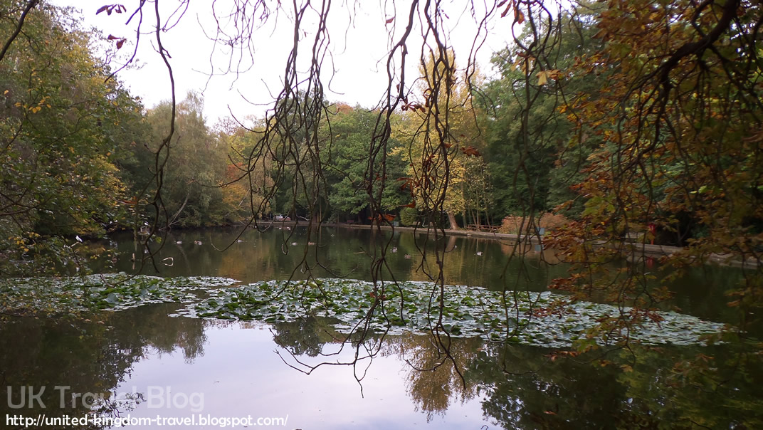 Whitewebbs Wood, Park and Golf Course - The Globe Trotter