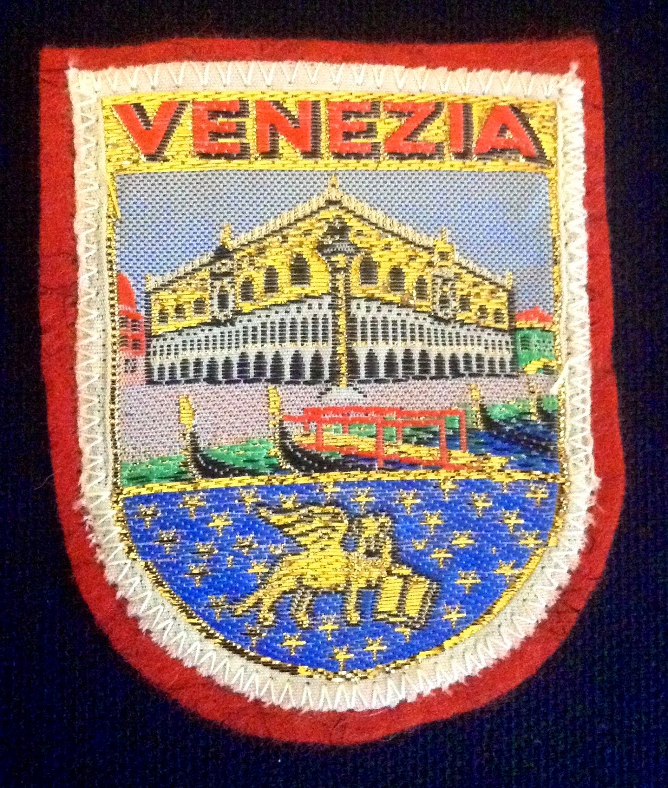 Venice "colorful carnaval of patches" | scutelliphily