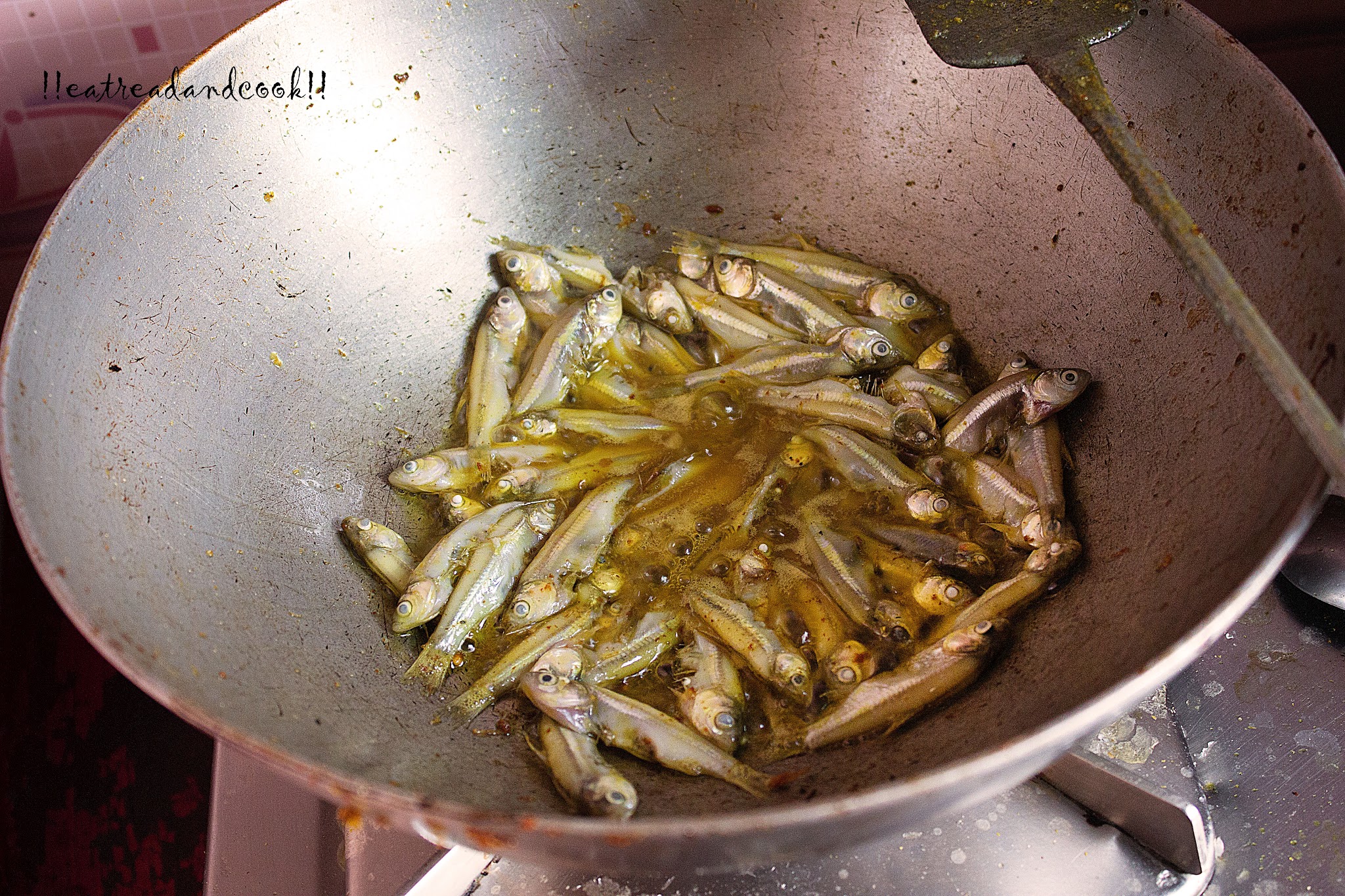 Mourala Maach Bhaja / Mola Fish Fry