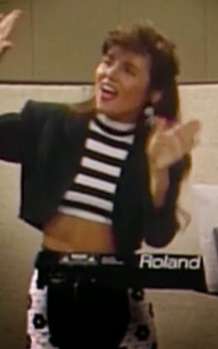 The Best of Kelly Kapowski: June 2014