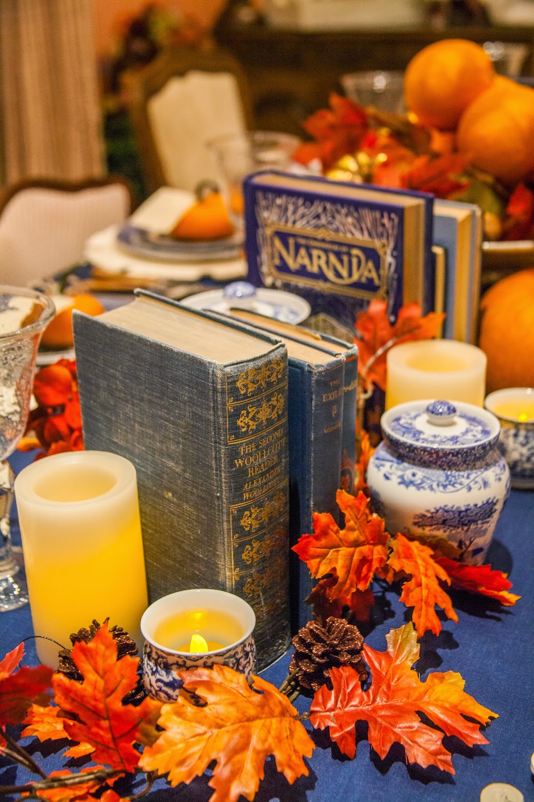 Delicious Reads: Pretty in Print: Incorporating books into your ...