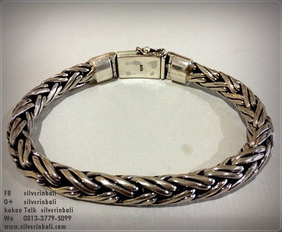 perhiasan aksesoris cowok gelang cowok gelang perak bali borobudur