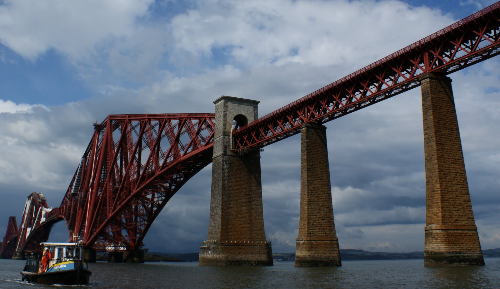 Tour Scotland: Tour Scotland Photographs Forth Railway Bridge June 7th