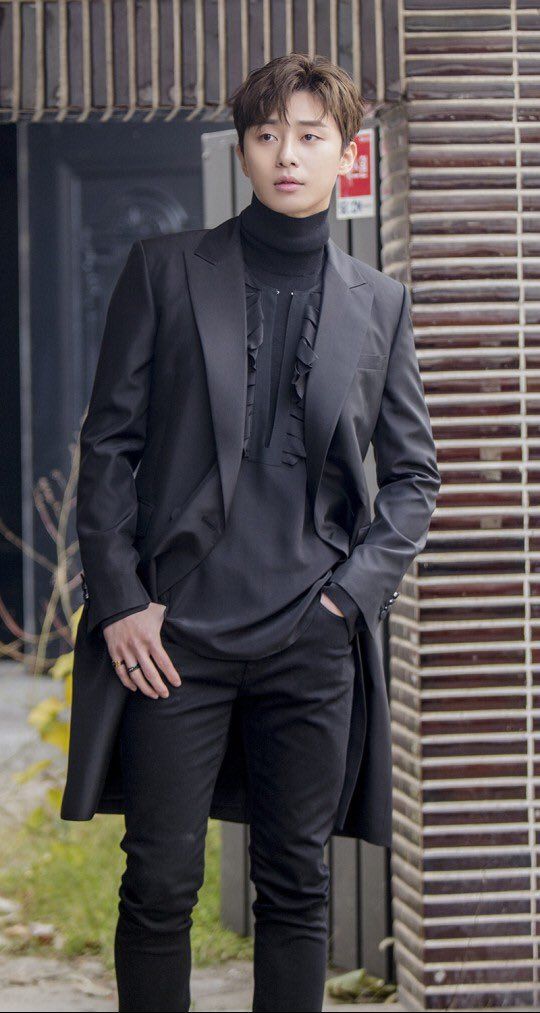 Elegantes Outfits Coreanos (hombres)