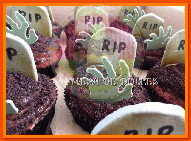 ARTE DULCE: MESA DE DULCES PLANTAS VS ZOMBIES