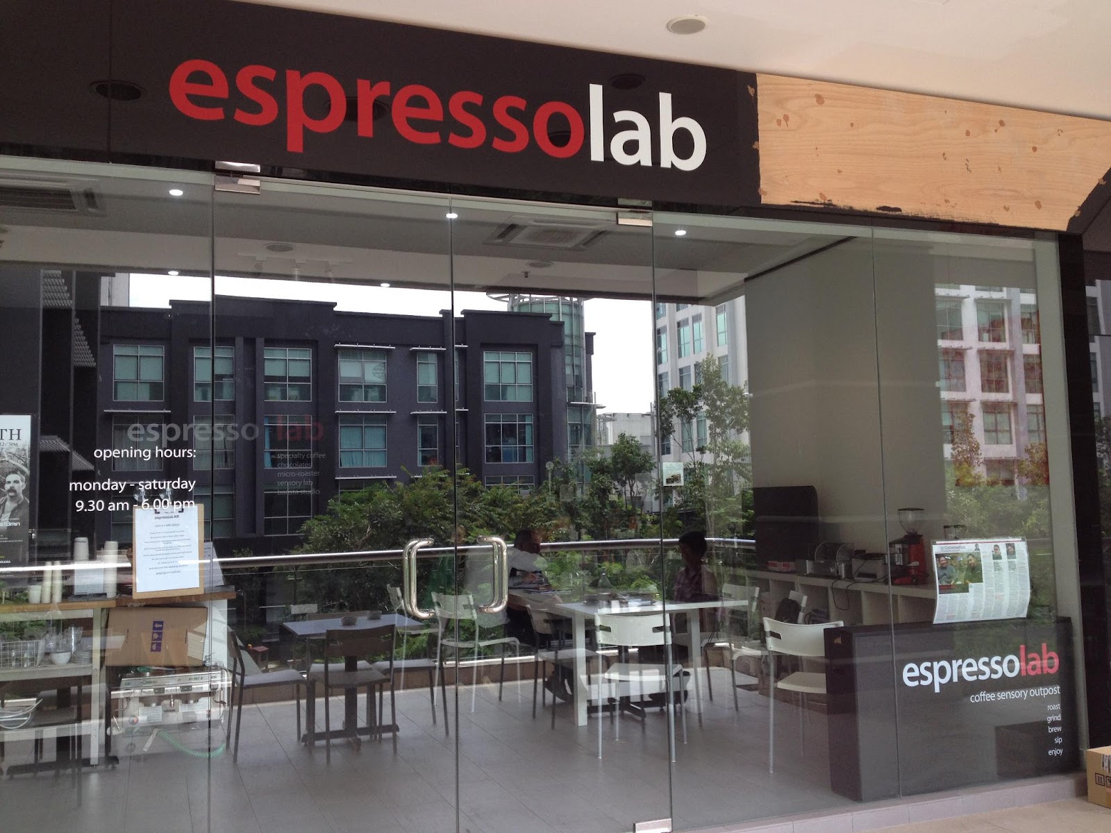 Sun,Sea and Sand: espresso lab