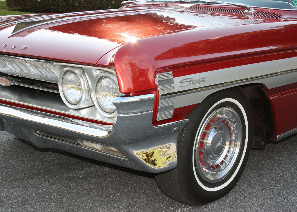 All American Classic Cars: 1961 Oldsmobile Starfire 2-Door Convertible