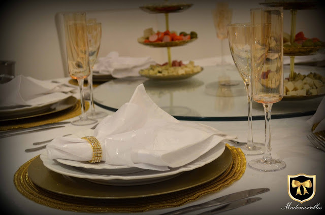 Mademoiselles : .: A arte de receber em casa: Mesa Posta Branco e Dourado