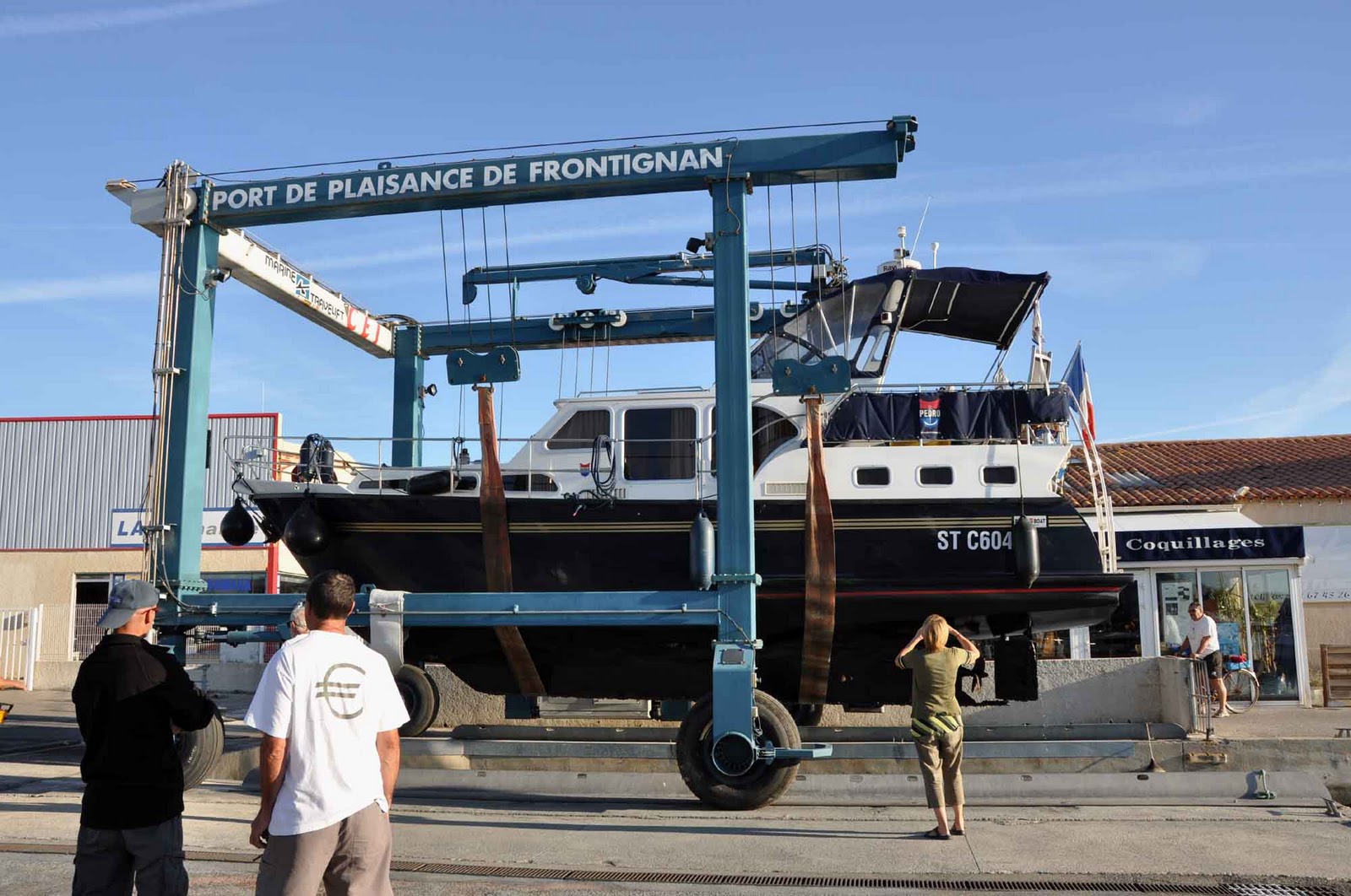 Océan-Manor: Direction Frontignan pour le carénage.