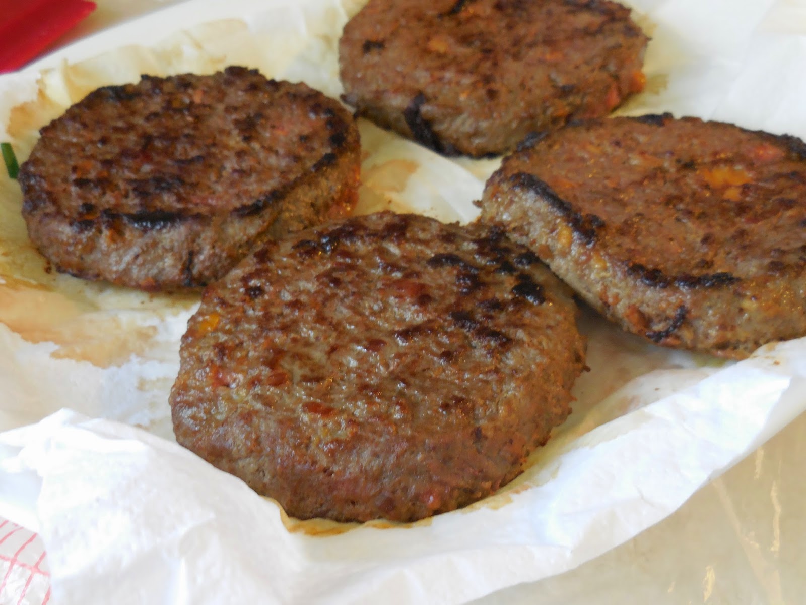 beyond foods: RoGer.. Roti isi burGer... Burger buns