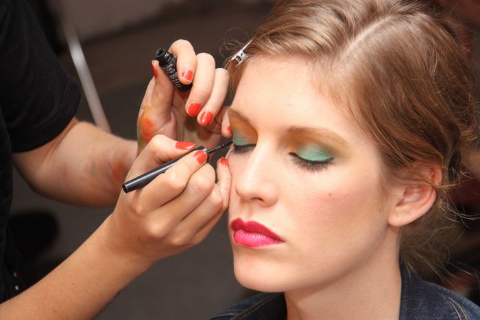 Vanesa Make up Artist: Make up trends: un verano súper romántico Revlon ...