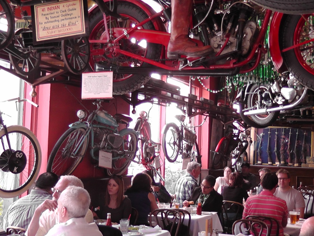 Restored Motorcycle Style: Lunch with Henderson