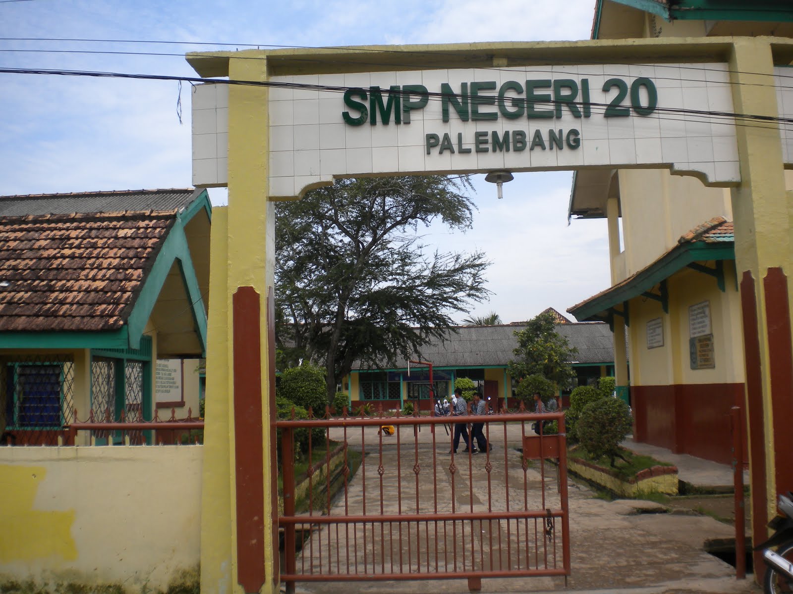 SEPUTAR PELAJAR ONLINE: SMP Negeri 20 Palembang