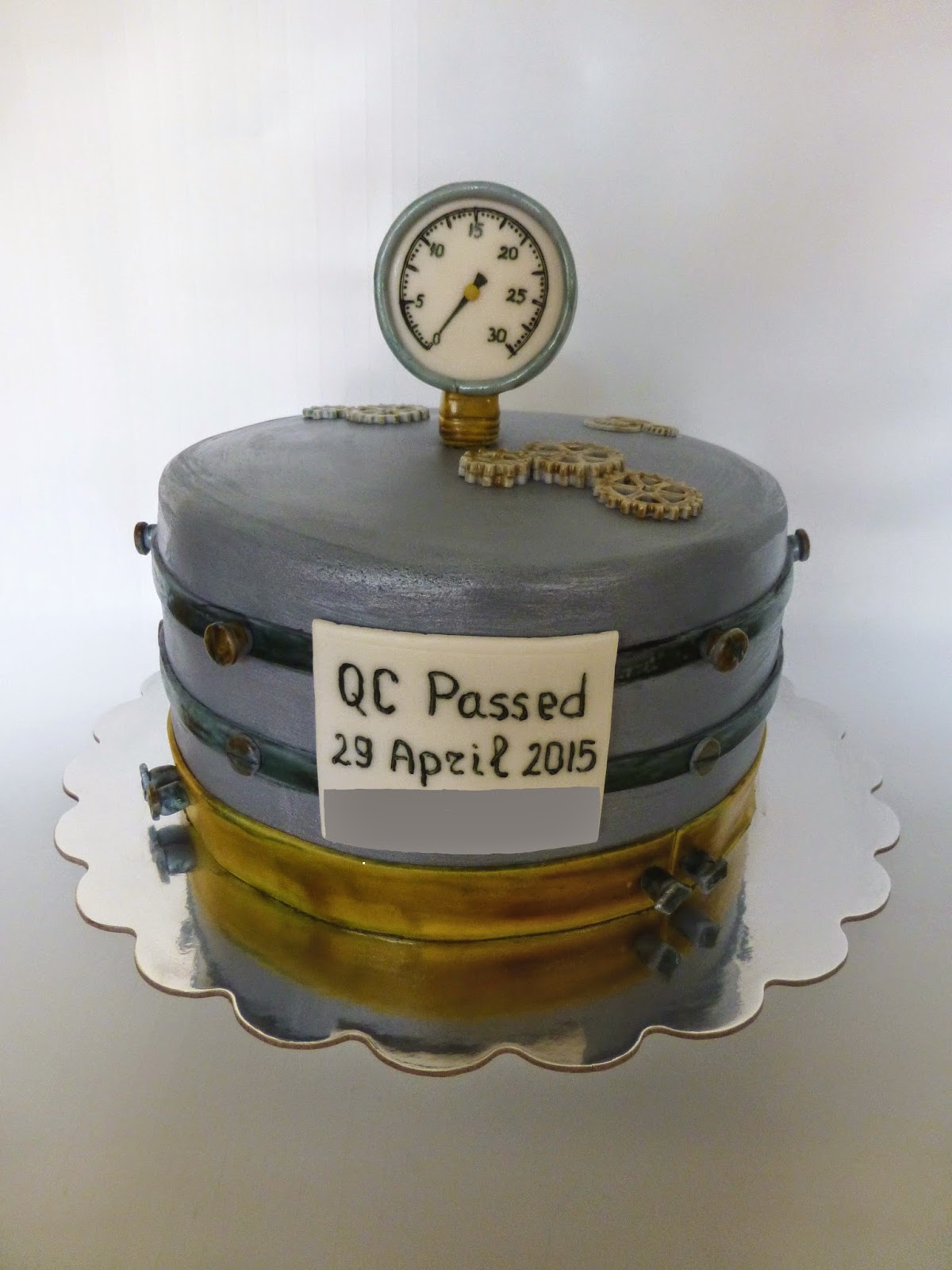 CakeSophia: A birthday cake for a mechanical engineer