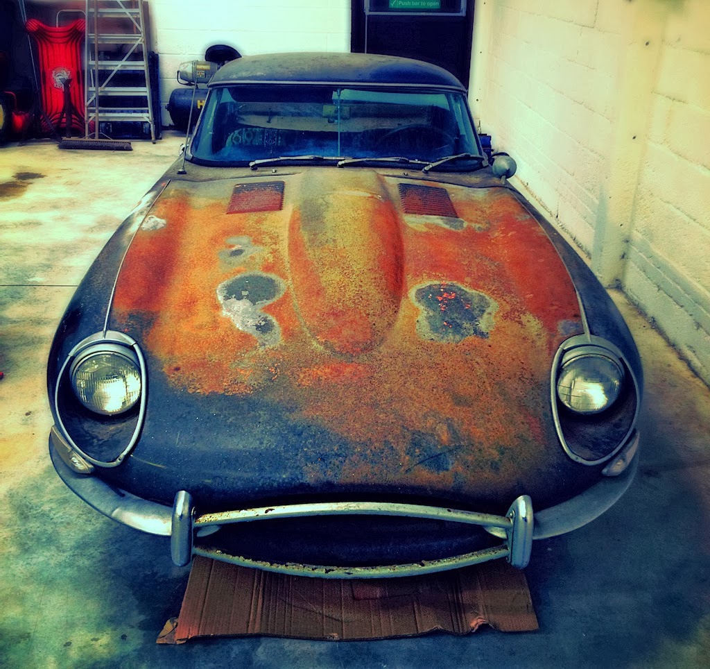 porelpiano: Rusty JAGUAR E Type