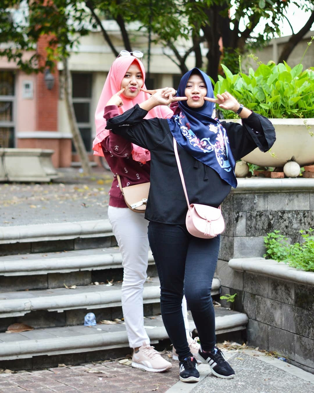 Si Cantik Berjilbab - Selebgram Dina_Novita10 - Si Cantik Berjilbab