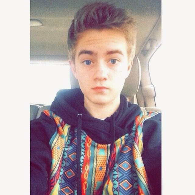 Old Magcon : Jack Johnson!