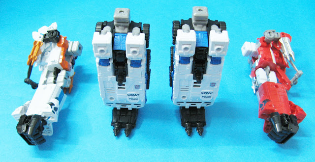 Transformers Generations Combiner Wars ALPHATRON/BETATRON(IDW) 變形金剛世代合體 ...