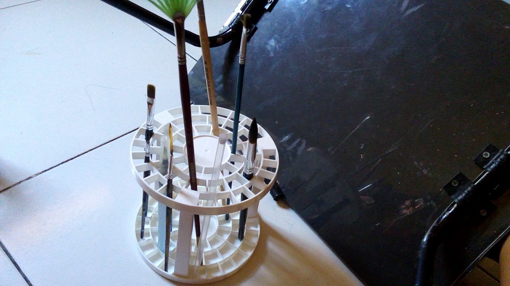 Cara menjaga kuas lukis kalian - MAYAGAMI