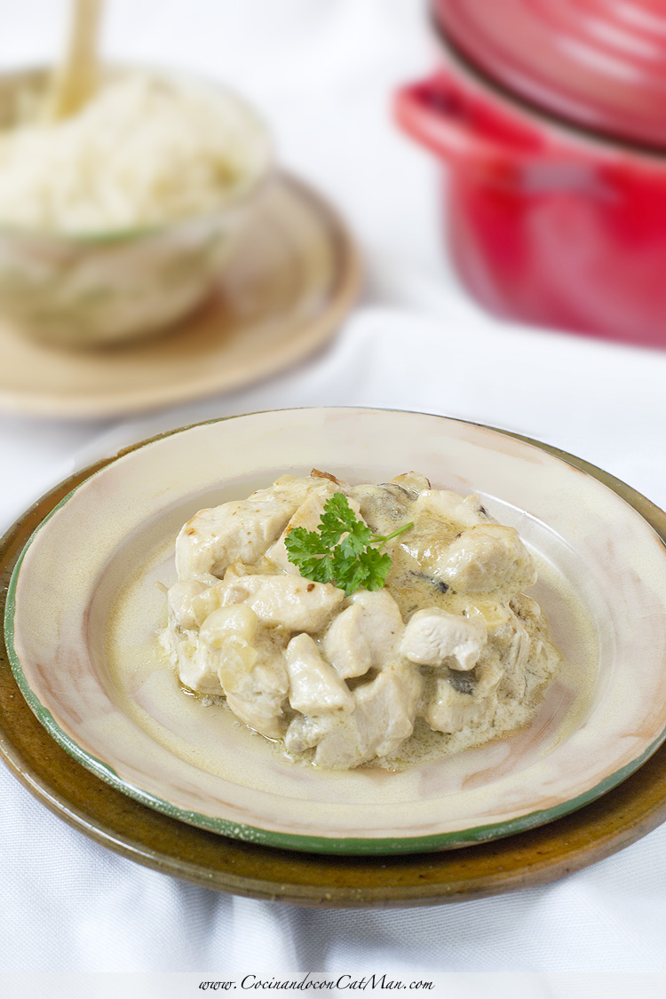 Pollo strogonoff, receta - CocinandoconCatMan.com