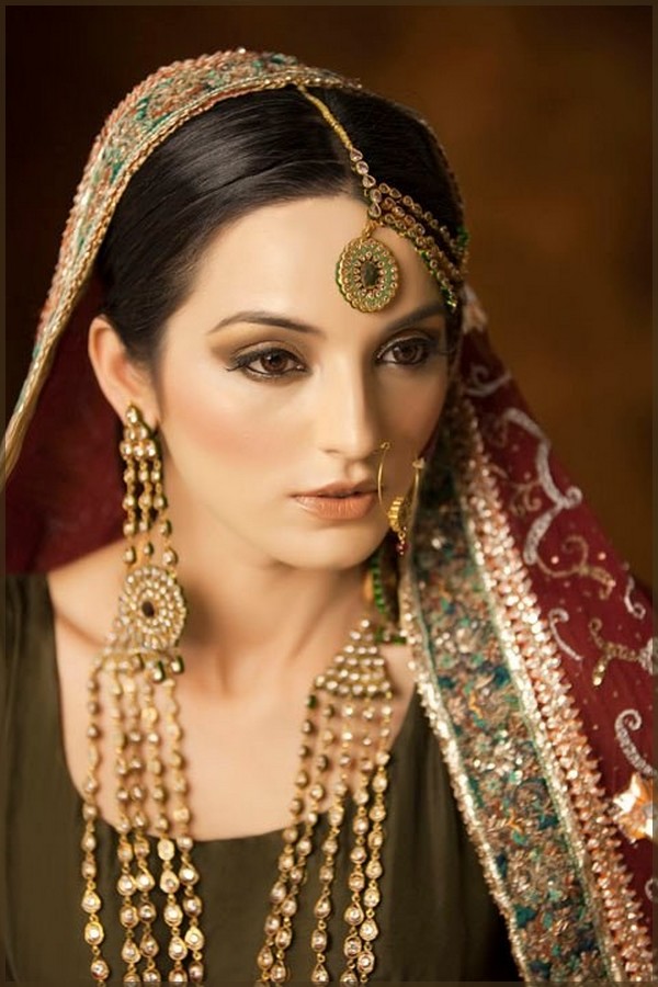 The Fashion Time: Bridal Jewellery Designs 2013 For Girls