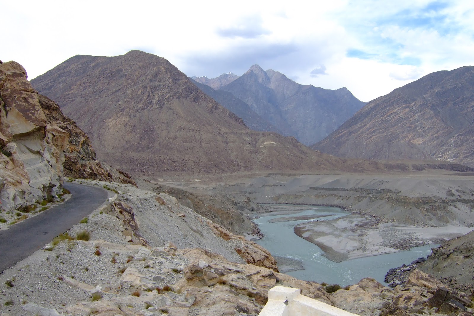 Hiking and Climbing Adventures: Images of the Karakorum Highway + Video