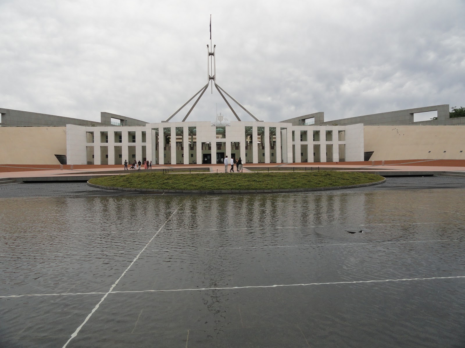 Canadian Aussie: A Quick look at The Australian Capital City of Canberra
