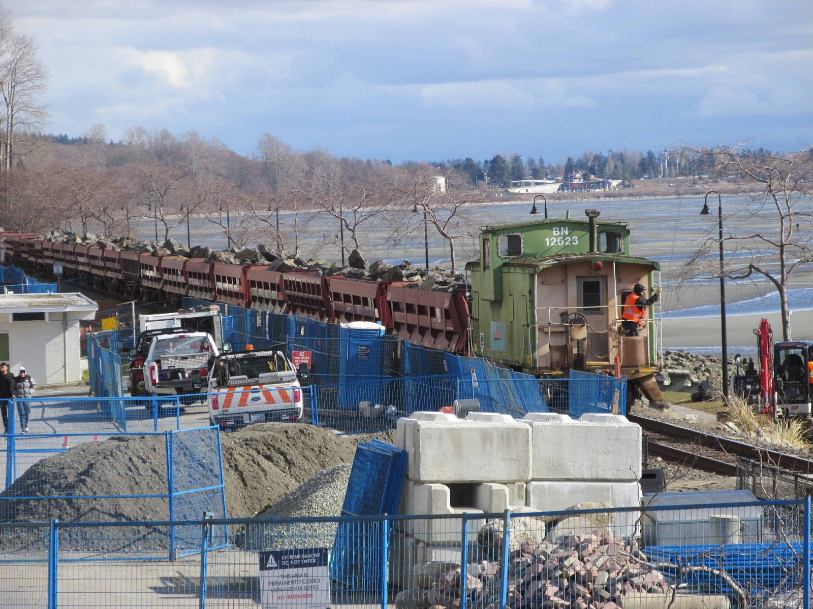 Industrial History: MoW: Side Dump Cars