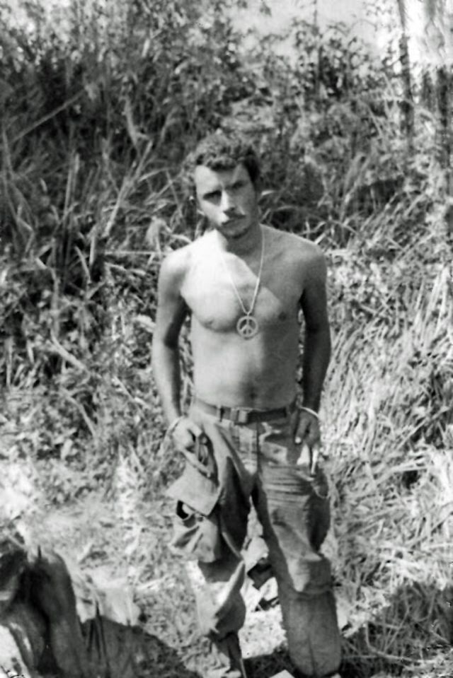 40 Vintage Photographs of Young U.S. Soldiers Being Awesome in Vietnam ...