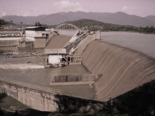 Let's Go Holiday Lenggong: CHENDEROH DAM