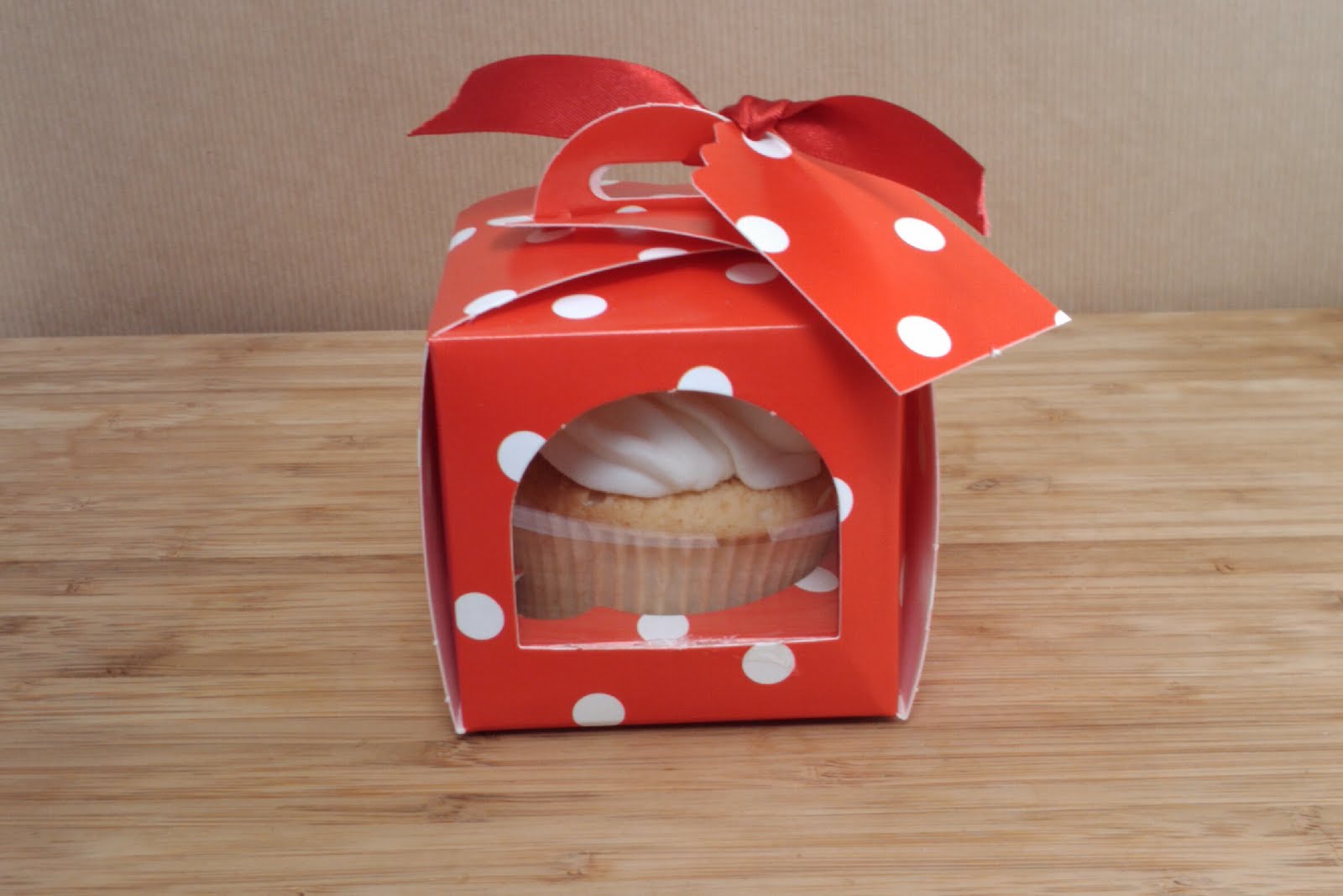 Design Context: Cupcake packaging