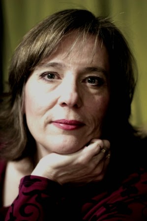 Romance Book Paradise: Spotlight on Robyn Rychards and Giveaway!