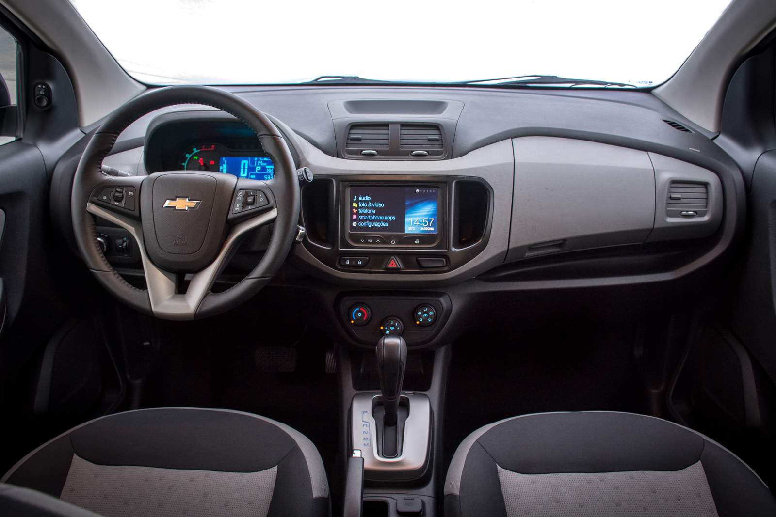 Chevrolet Spin 2017: preços, consumo e desempenho