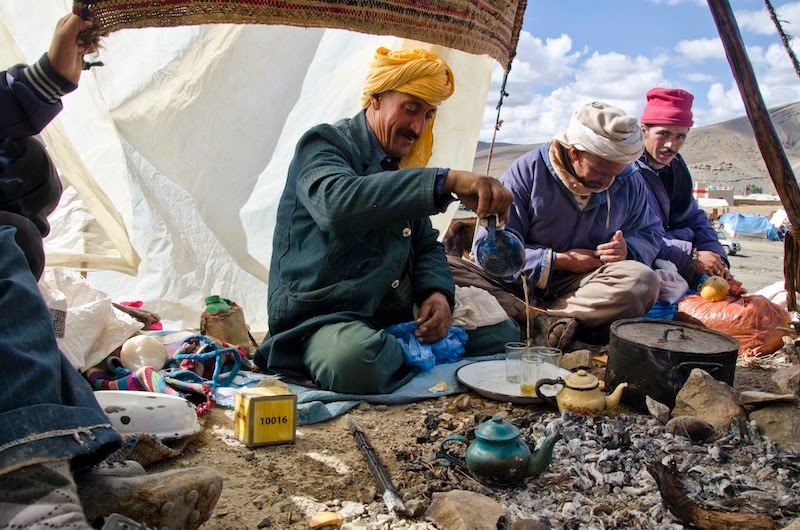 THE VIEW FROM FEZ: Moroccan Mint Tea With a Twist ~ A Gourmet Delight