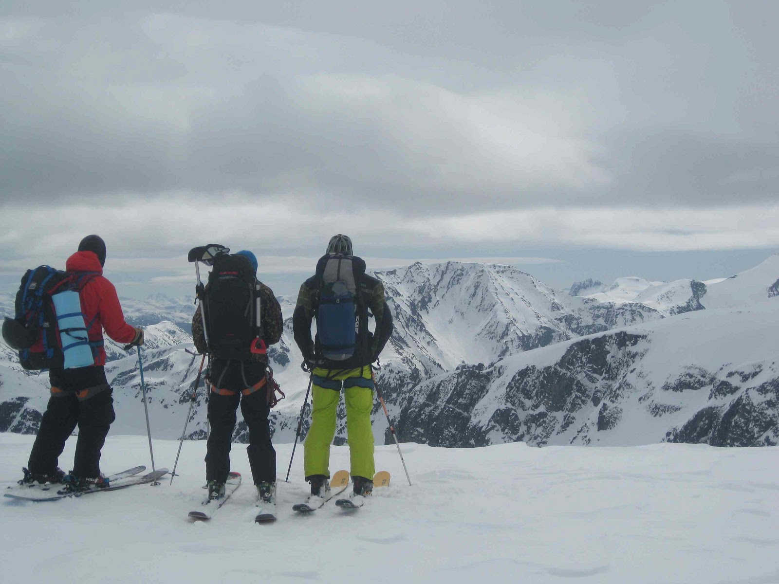 Mt Currie, Owls and Mt Weart ski expedition. | HundredGrandDan