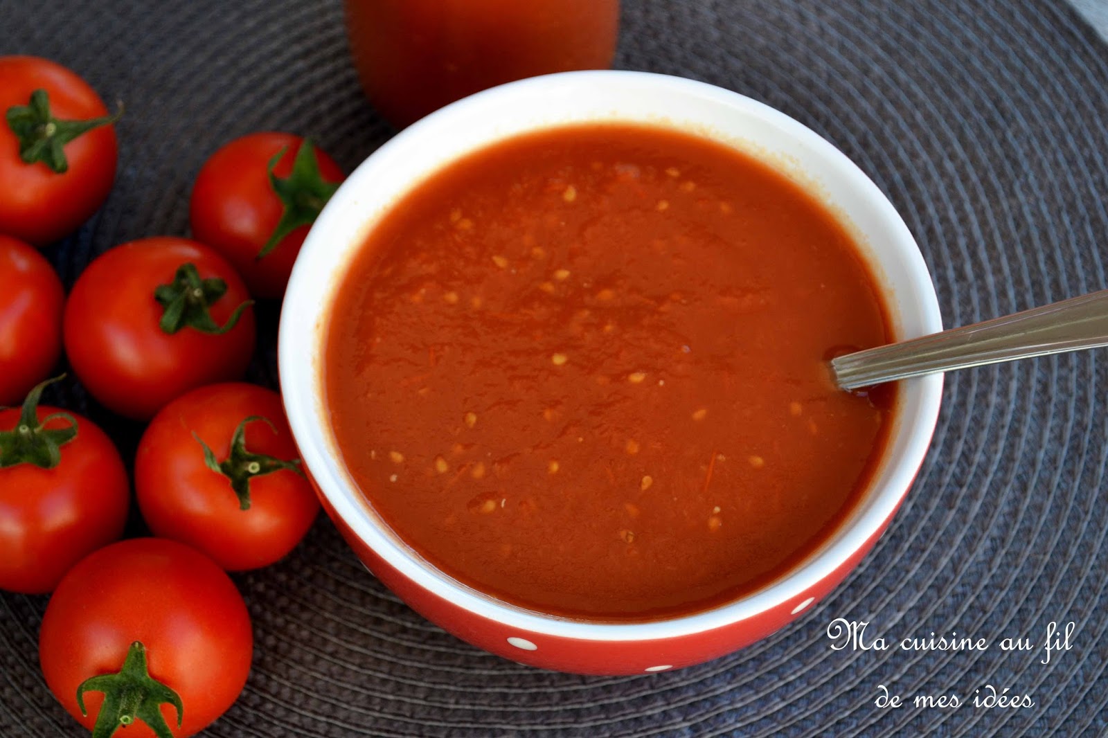 Ma cuisine au fil de mes idées...: Coulis de tomates... du jardin