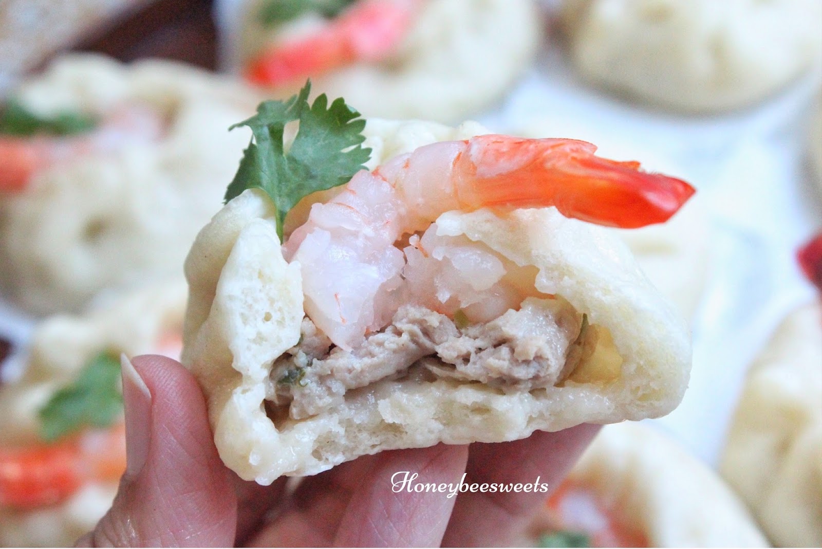 Honey Bee Sweets: Prawn and Minced Pork Steamed Buns (风尾虾包), Yakitori ...